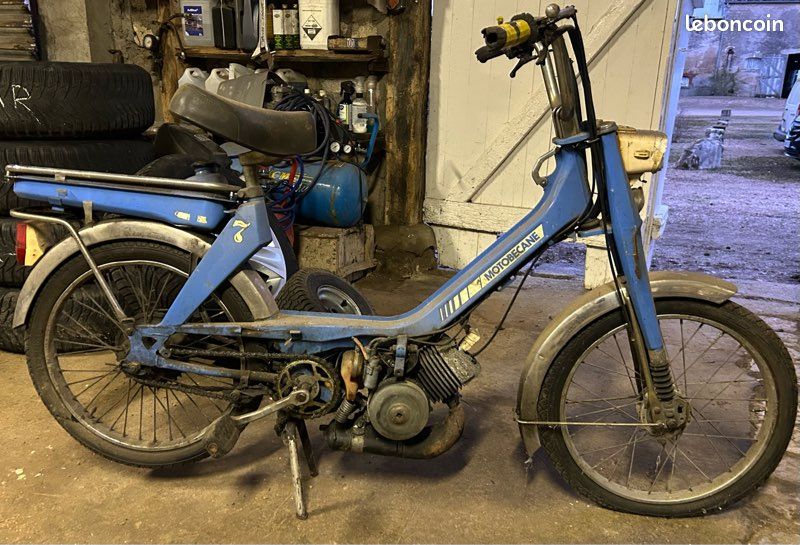 Lot : 2 mobylettes Motobécane M7 - Motos