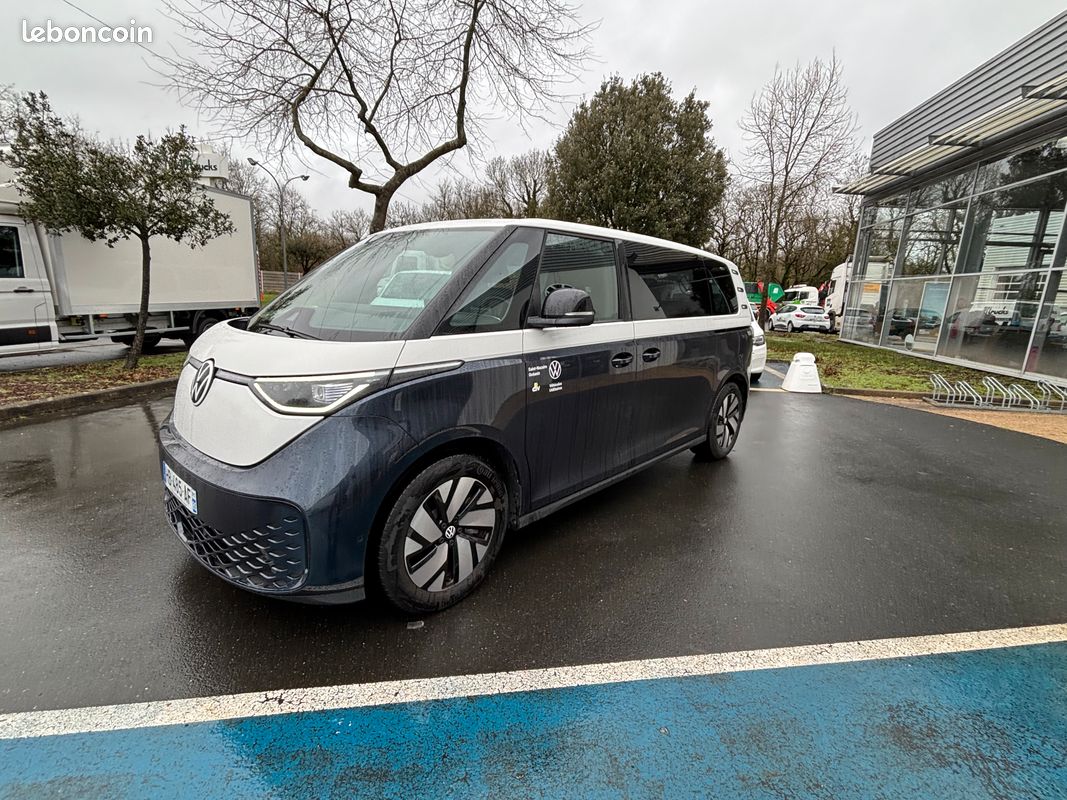 Volkswagen ID. BUZZ Life 7 Places 286CH 86KWH - Voitures