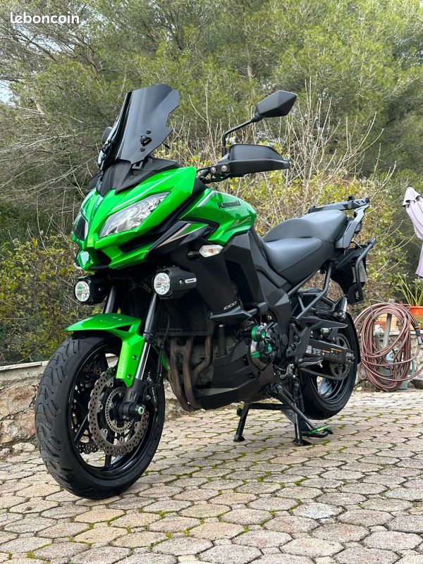 Kawasaki Versys 1000 cc - Motos