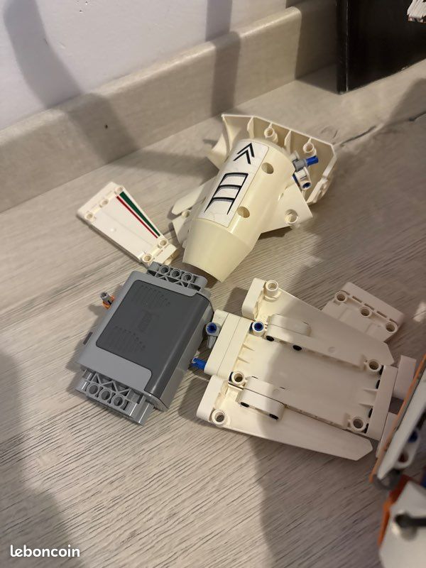 LEGO Technic 42052 – Heavy Lift Helicopter (Hélicoptère de transport ...