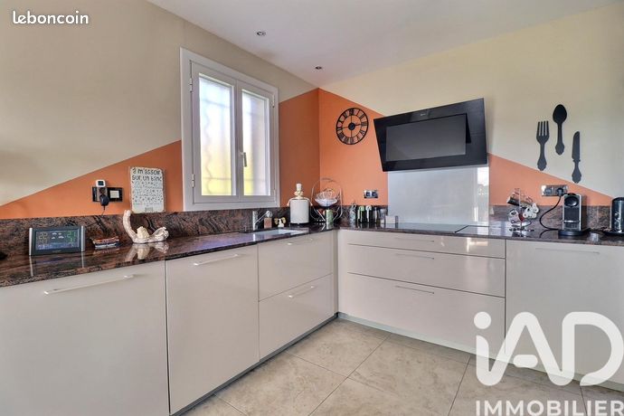 Maison à vendre et vente appartement Rocbaron (83136) - leboncoin