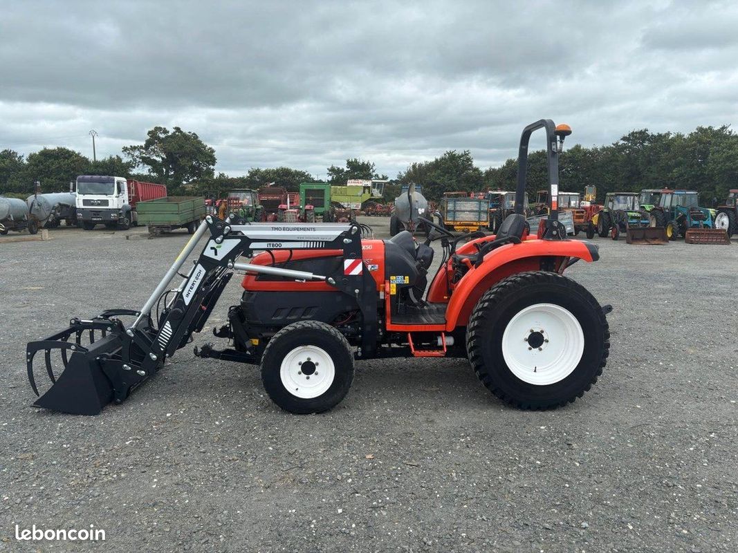 Kioti EX 50 HST - Tracteurs