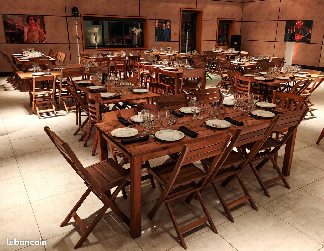 Chaises en bois pliantes à louer - Services évènementiels