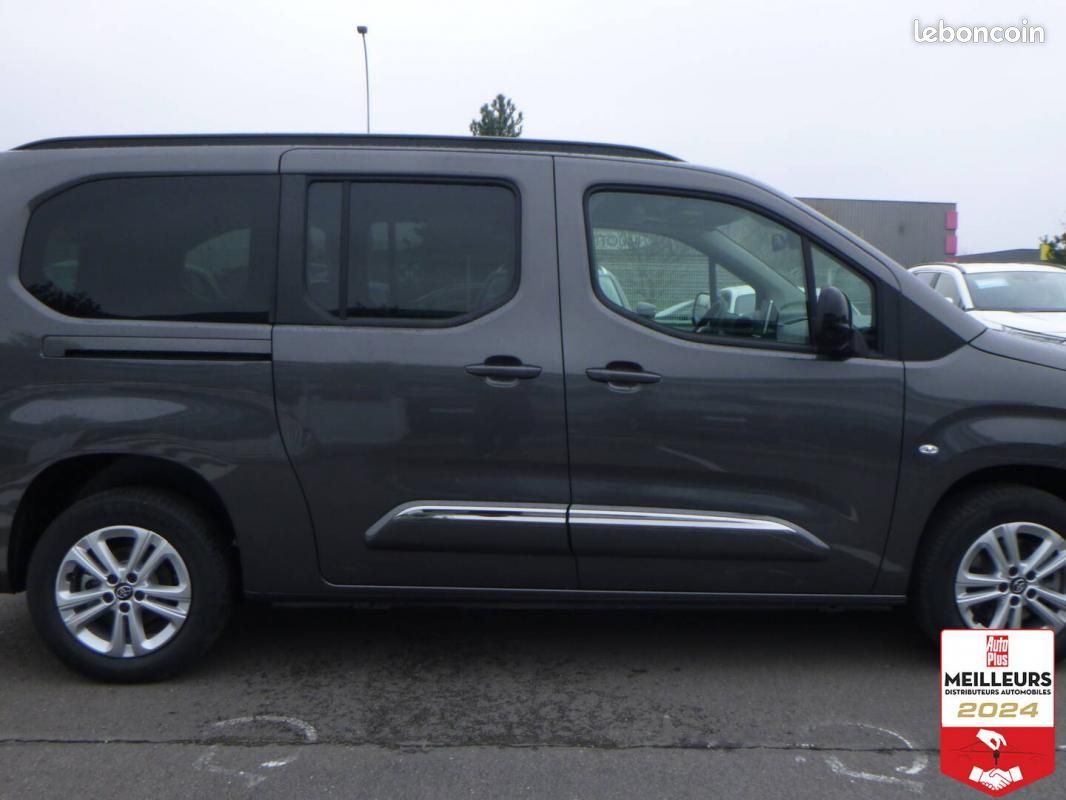 Toyota Proace City Verso Long Executive 110 VVT-i +7 Pl - Voitures