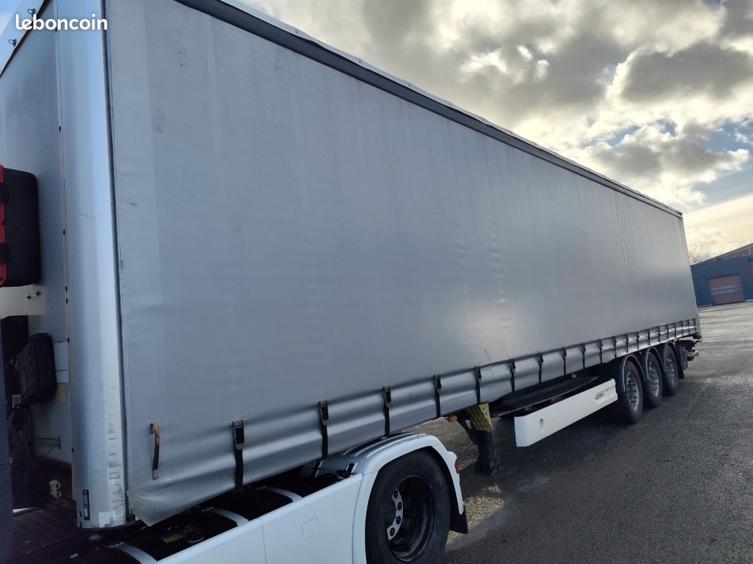 Semie remorque Tautliner hayon - Poids lourds