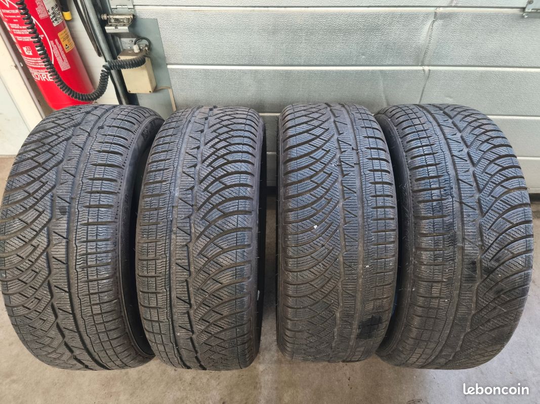 Pneus neige Michelin Pilot Alpin PA4 Je vend uniquement les 4 ...