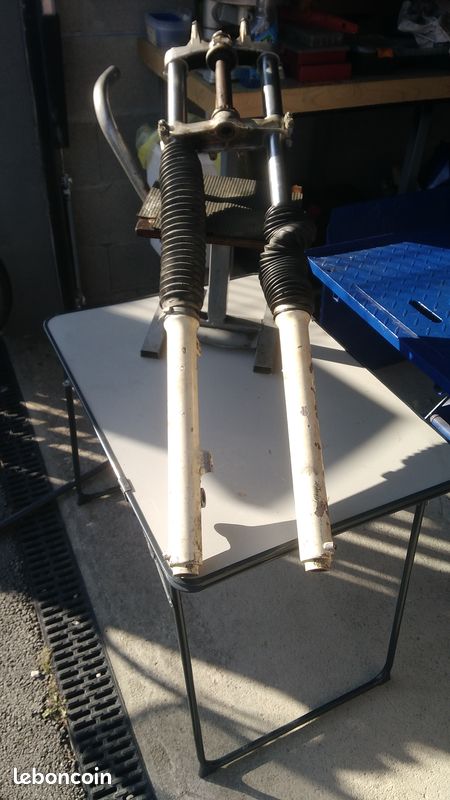 Fourche vintage moto-cross HVA/YZ/ ETC/ - Équipement moto