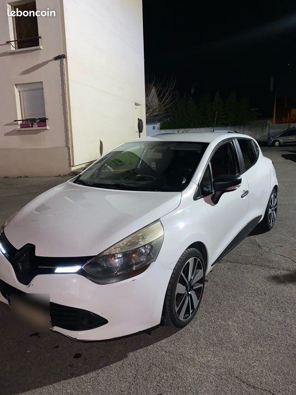 Clio 4 Renault - Voitures