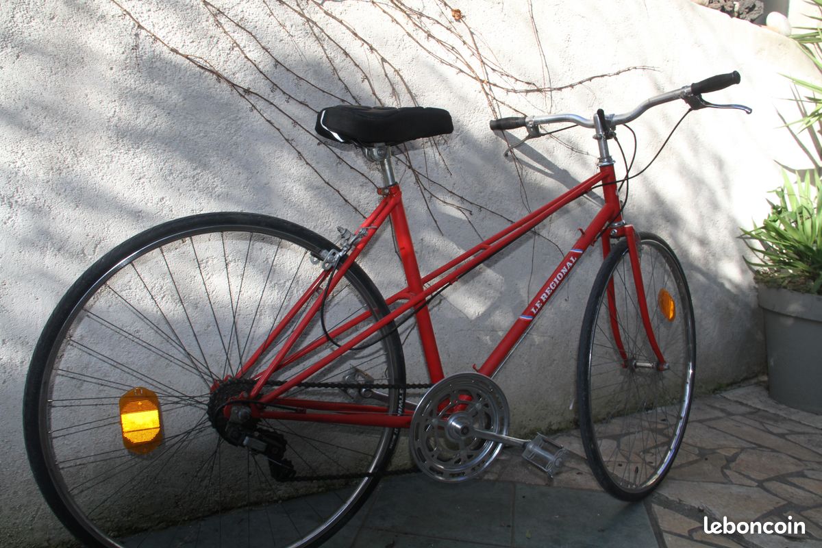 Velo vintage leger en 28 pouces - Vélos