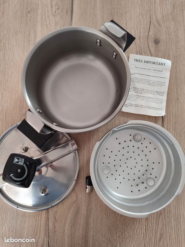 Cocotte minute SEB alu 4.5 litres - Électroménager