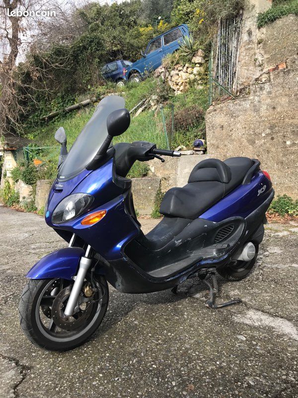 Piaggio X9 - Motos