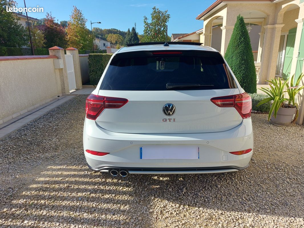 Volkswagen POLO GTI 2.0L DSG7 207cv modèle 2023 1ère main - Voitures