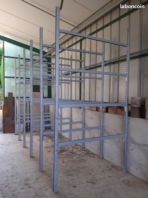 Racks-rayonnages de stockage - Équipements industriels