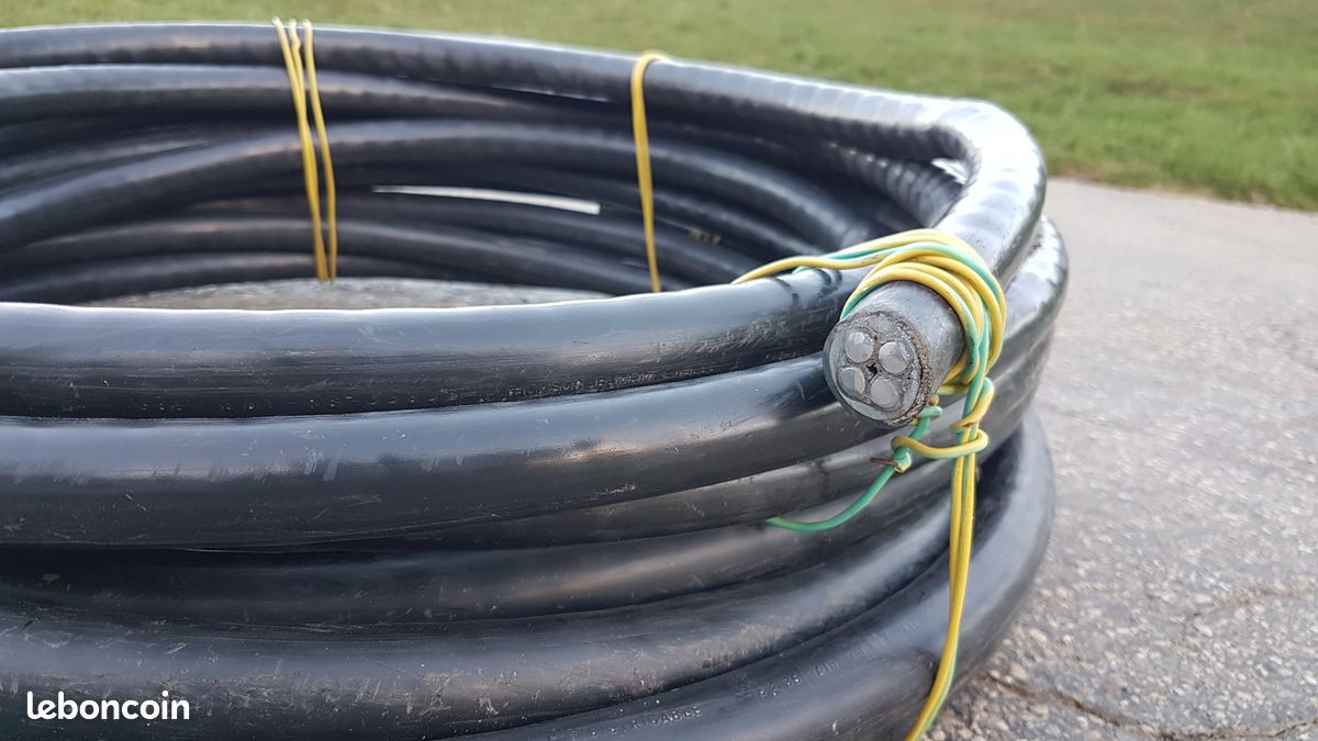 Pour ICARO : gros câble Blindé, 4x35mm2 ALU, 4 mètres - Bricolage