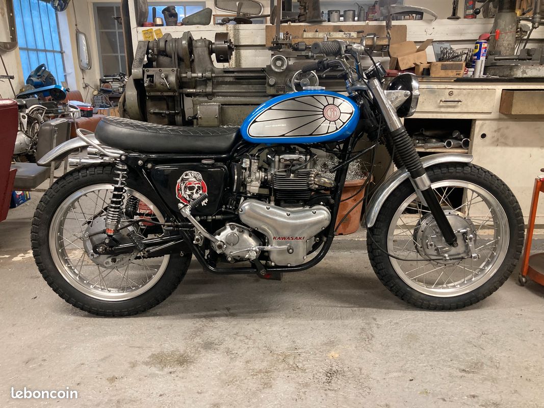 Kawasaki w1 650 - Motos