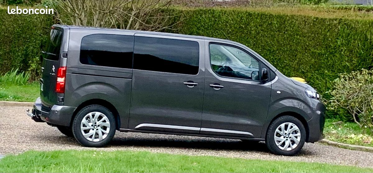 Jumpy cabine approfondie taille M HDI 180 EAT8 - Utilitaires