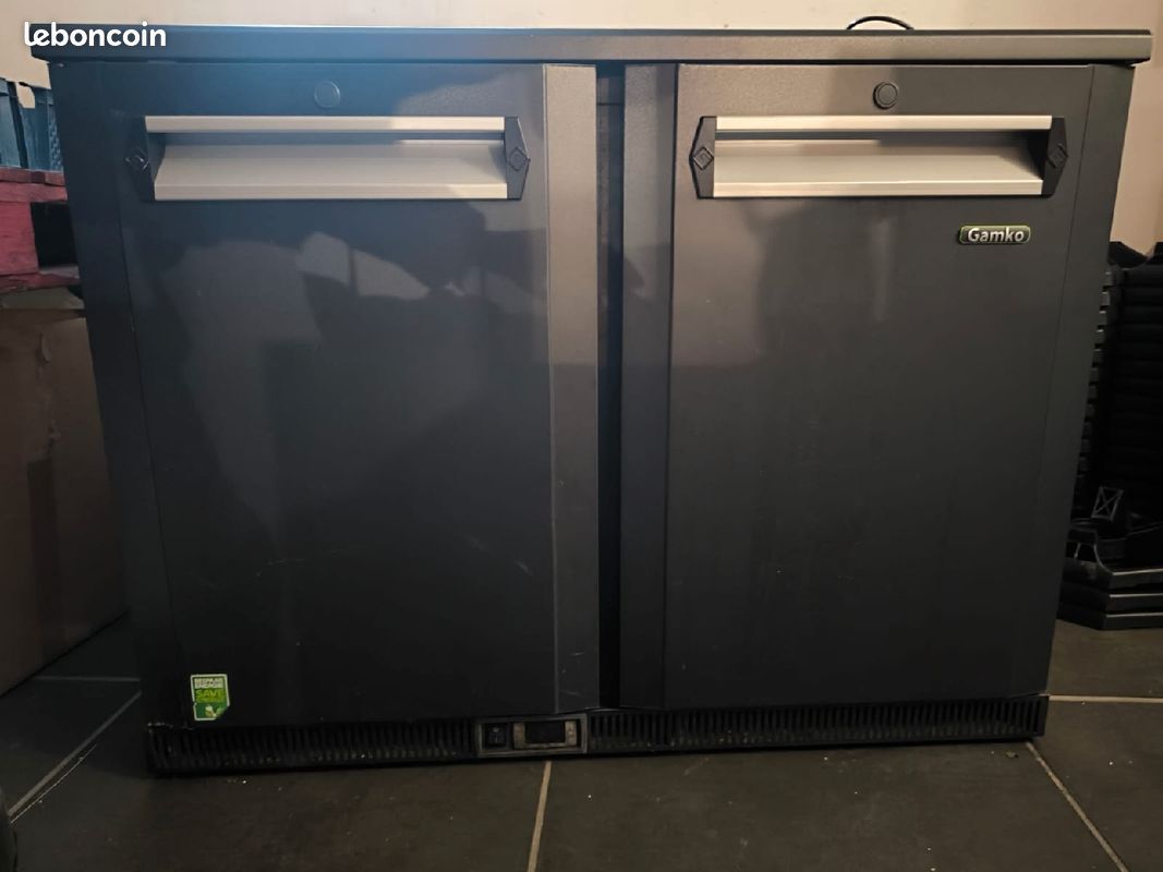 Frigo 2 portes Gamko arrière bar GM2/22 - Équipements pour restaurants ...