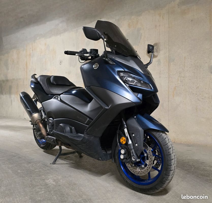 Tmax 560 yamaha icon blue - Motos