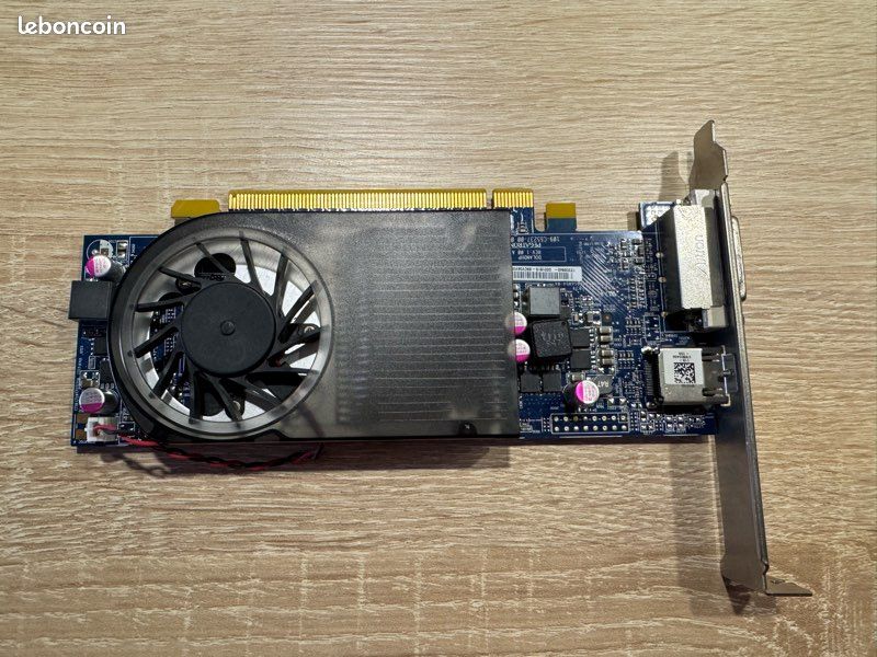 Carte graphique AMD Radeon r7 200 series - Accessoires informatique
