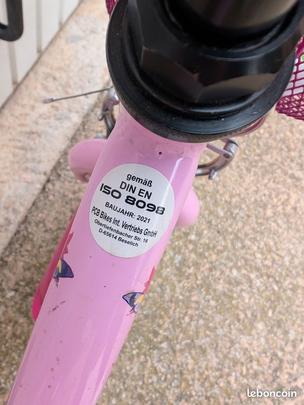 Vélo rose avec panier,3ans - Vélos