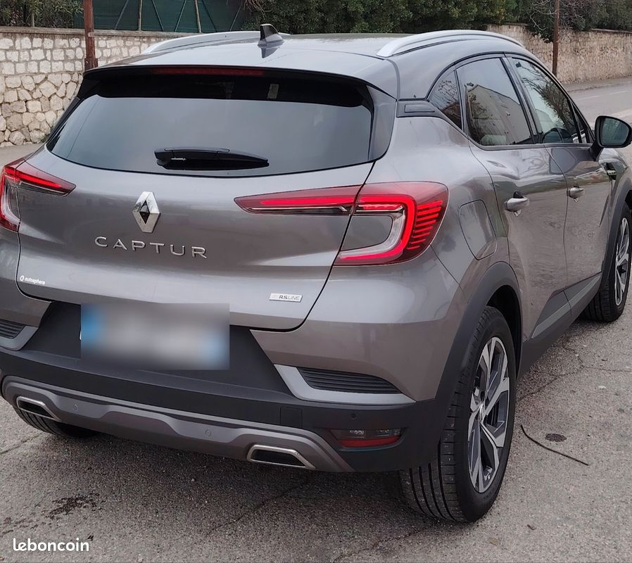 Renault capture 2 RS Line 160 mild hybride 2023, 2250km.Essence - Voitures