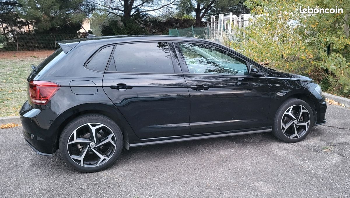 Volkswagen POLO R-Line - Voitures