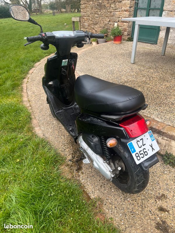 Scooter mbk bosster one - Motos
