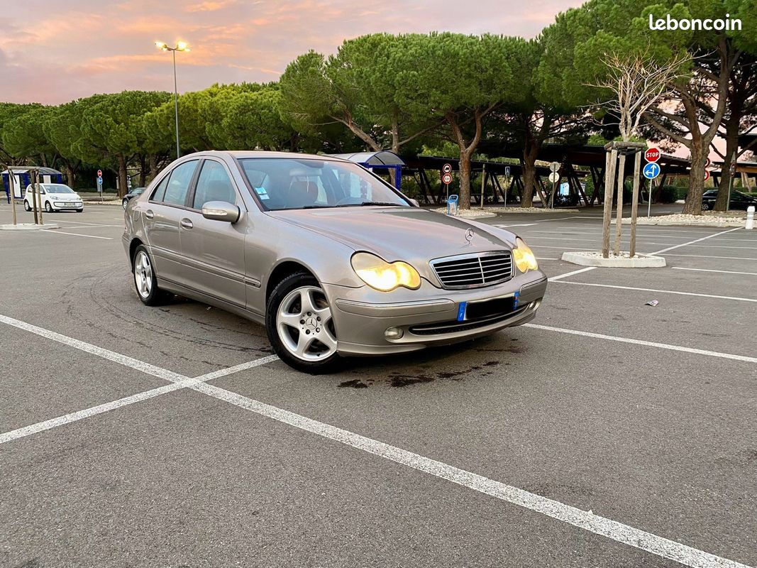 Mercedes classe c w203 - Voitures
