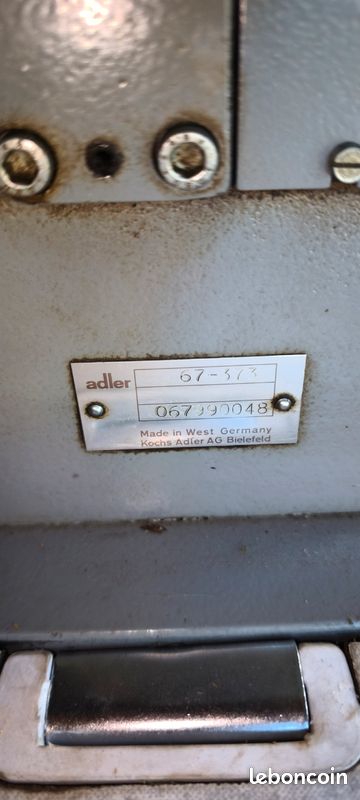 Machine à coudre industrielle triple entraînement Adler 67-373 ...