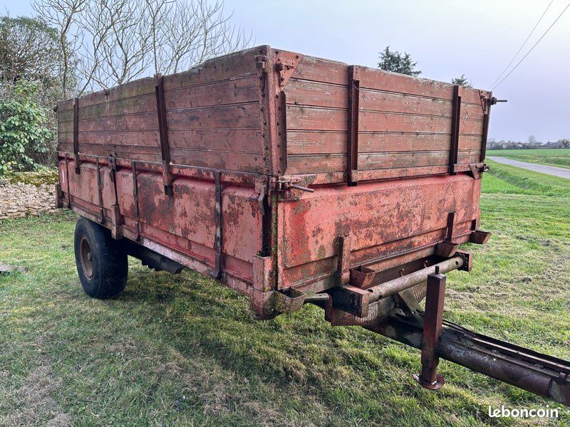 Plateau remorque 5 tonnes - Matériel agricole