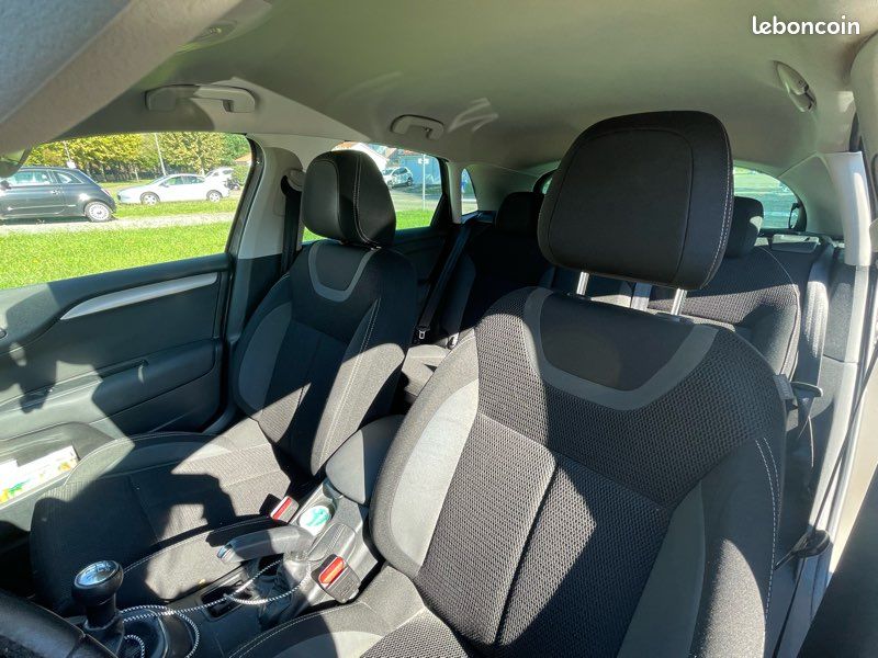 Citroen c4 millenium 1,6l hdi - Voitures