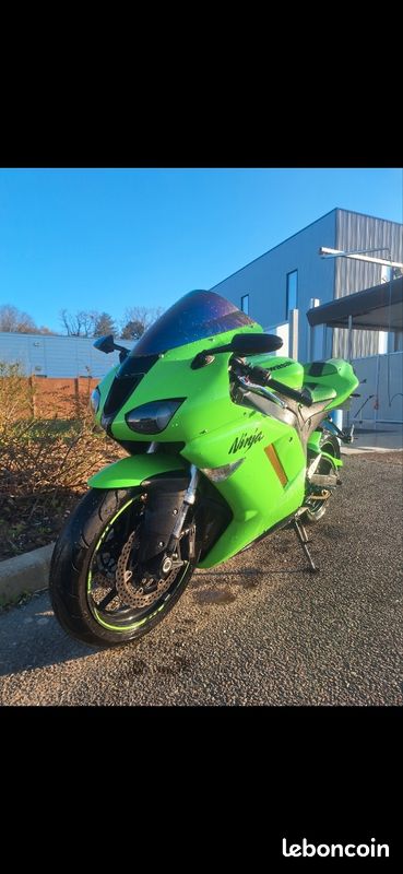 Kawasaki ninja zx6r 2007 ct vierge - Motos