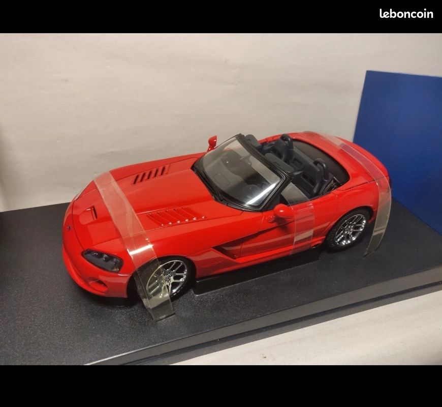 1/18 Autoart Dodge Viper SRT-10 2003 Cabriolet Prototype Rouge Ref ...