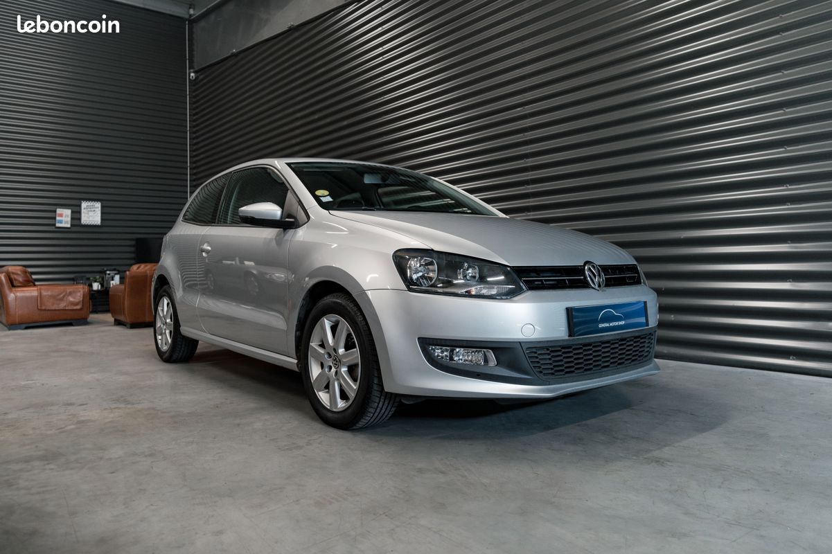 VOLKSWAGEN POLO V 1.6 TDI 90ch - CONFORTLINE - Voitures