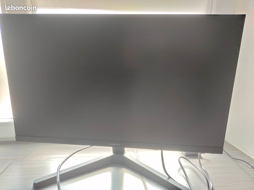 Écran Samsung S24C310EAU - Ordinateurs