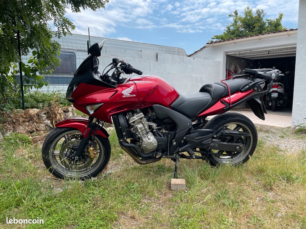 Moto Honda CBF600 - Motos