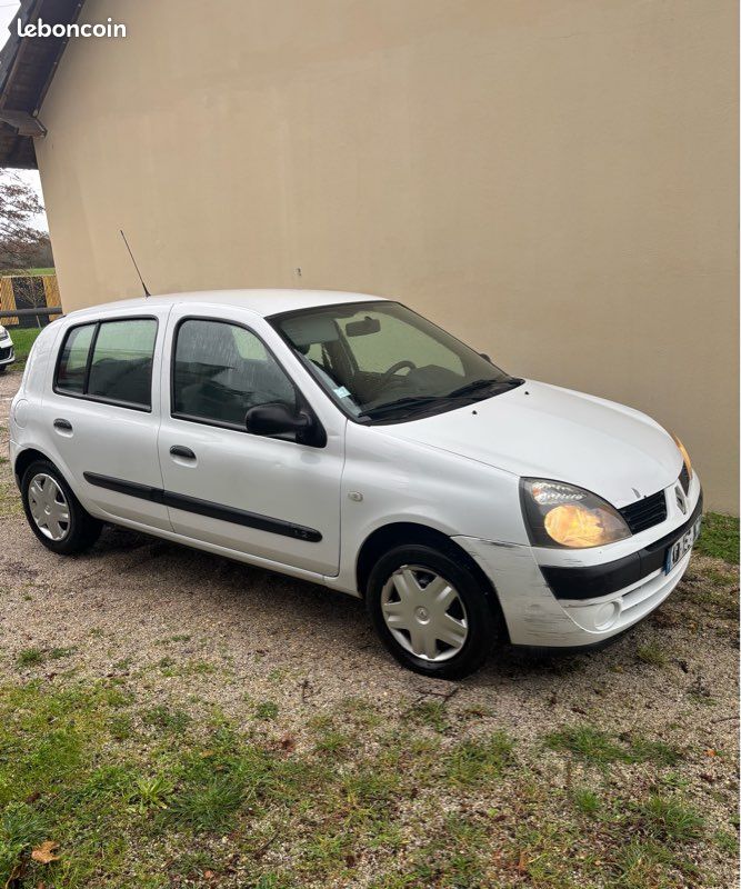 Reserve Clio 2 12 Essence