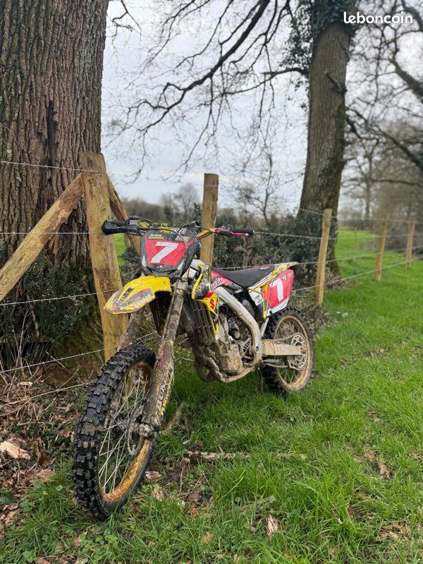 250 rmz - Motos