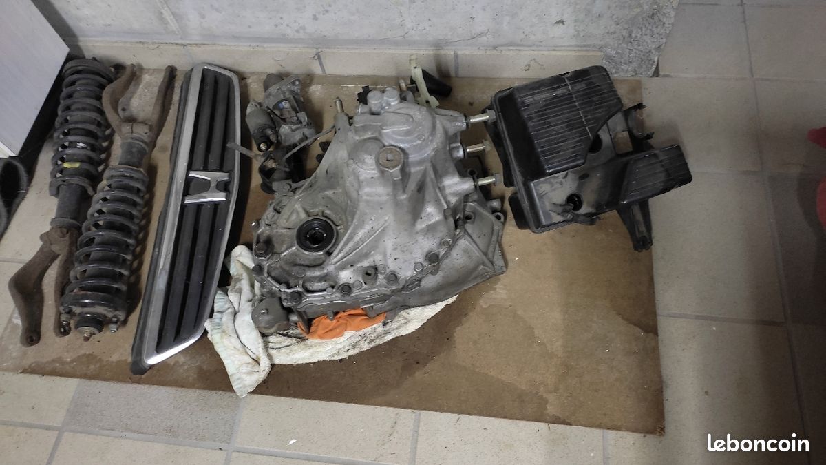 Diverses pièces Honda Civic (ej9) - Équipement auto