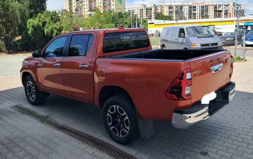 Toyota Hilux IV 4WD 2.8 D-4D 205 DOUBLE CABINE - Voitures
