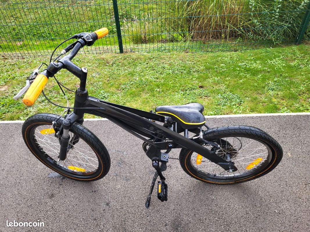 BMX conçu par BMW - Vélos