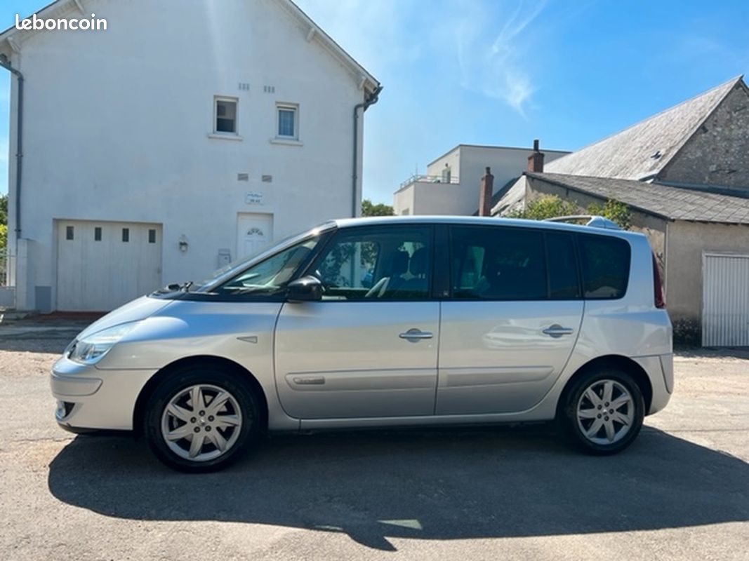 Renault Espace 2.0 dci 130 ch. 25 th 08/2012 - Voitures