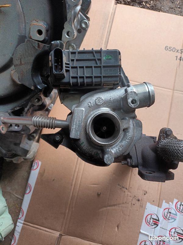 Turbo pour moteur 2L7 V6 - Équipement auto