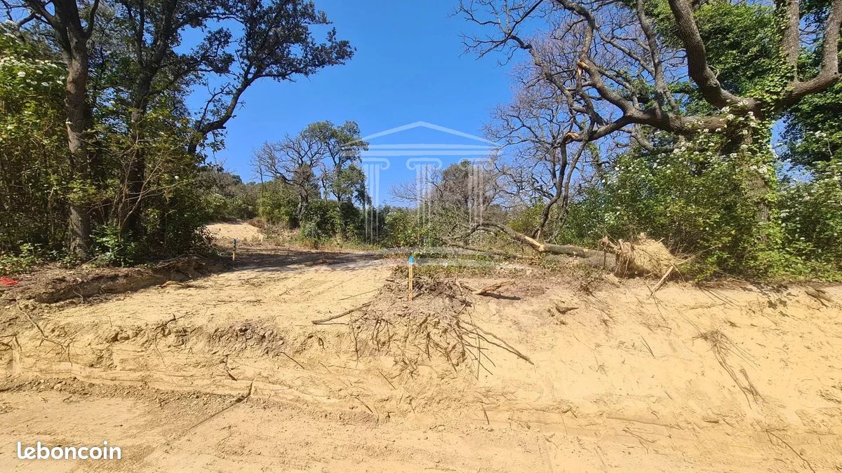 Terrain 876 m² Bédarrides - Ventes immobilières