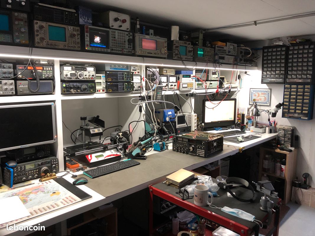 Réparation de matériel électronique - Services de réparations électroniques