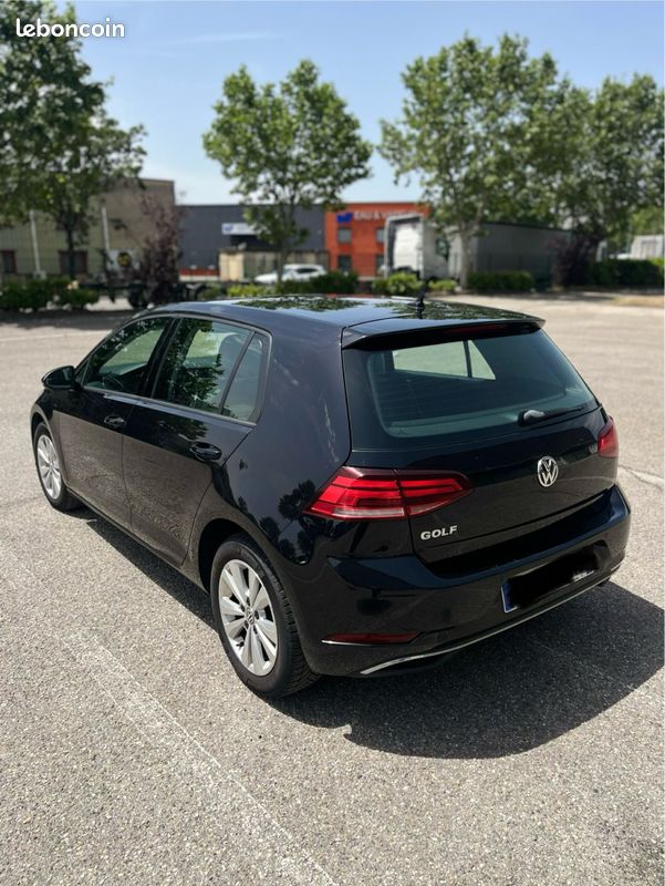 Volkswagen Golf 7 - 1.6 TDI 116 - Voitures