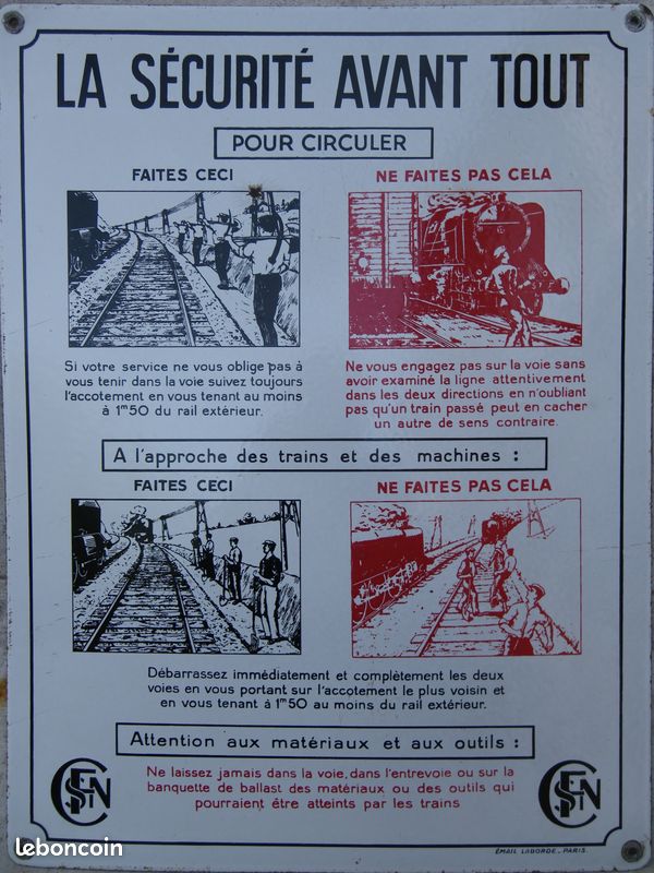 Plaque " LA SECURITE AVANT TOUT " - Collection