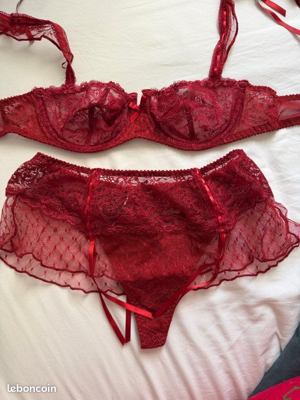 Ensemble lingerie aubade - Vêtements