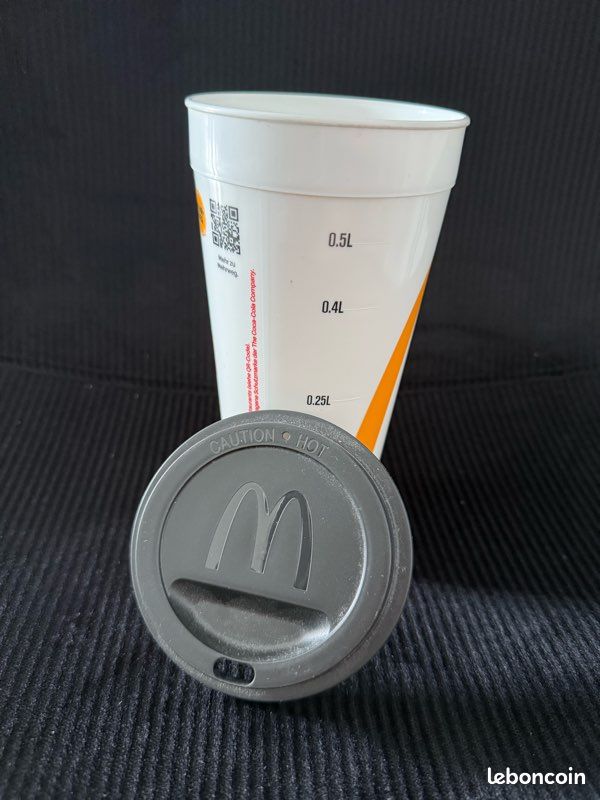 Gobelet McDo en plastique avec couvercle - Collection