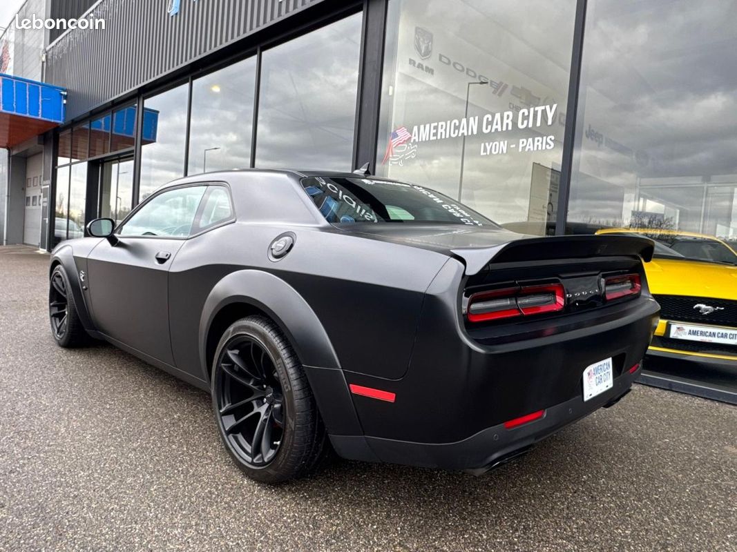 Dodge challenger srt hellcat widebody - Voitures